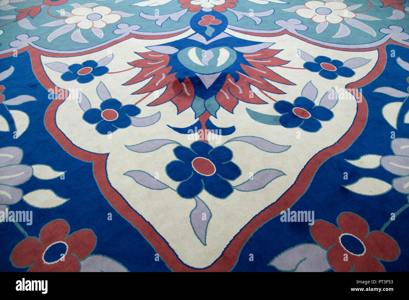 Hazrat sultan moschee nursultan -Fotos und -Bildmaterial in hoher ...