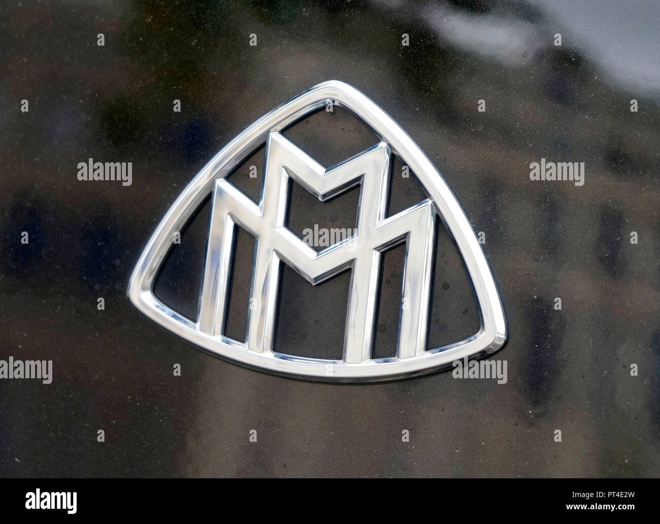 Maybach logo -Fotos und -Bildmaterial in hoher Auflösung – Alamy