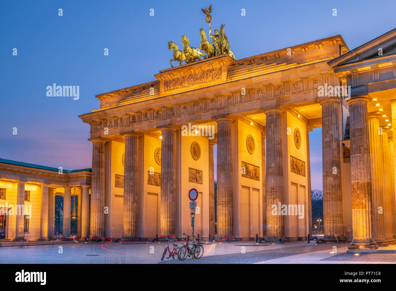 Neoklassizistisches denkmal berlin -Fotos und -Bildmaterial in hoher ...