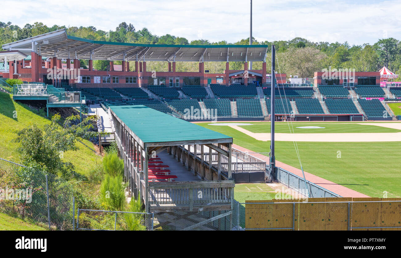 HICKORY, North Carolina, USA - Der Winkler Baseball Stadium, Heimat der ...