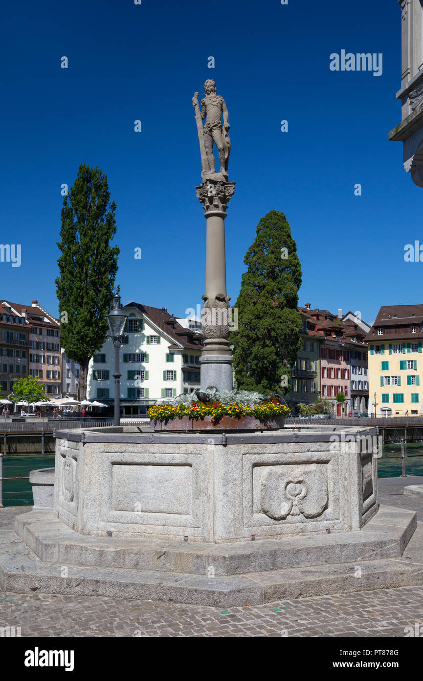Schweizer wasserbrunnen -Fotos und -Bildmaterial in hoher Auflösung – Alamy