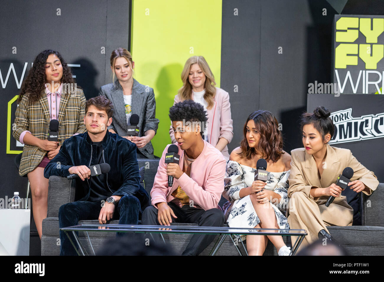 Cast of runaways -Fotos und -Bildmaterial in hoher Auflösung – Alamy