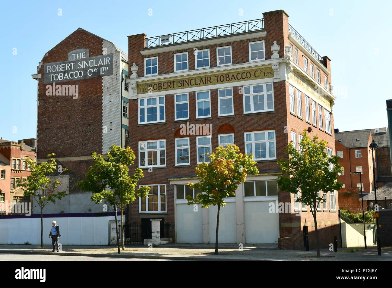 Robert sinclair tabak -Fotos und -Bildmaterial in hoher Auflösung – Alamy