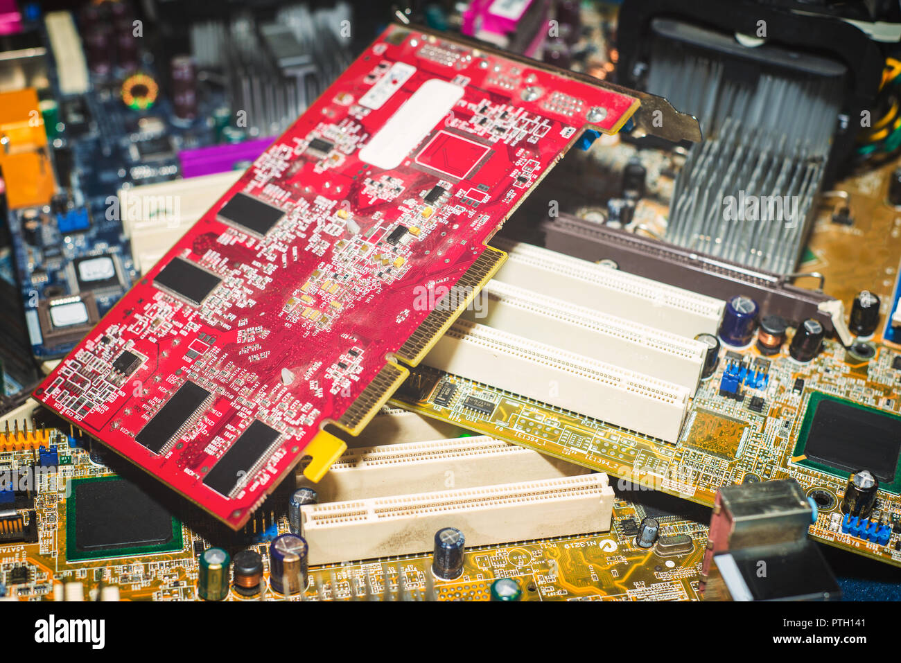 Nahaufnahme von elektrischen teilen -Fotos und -Bildmaterial in hoher ...