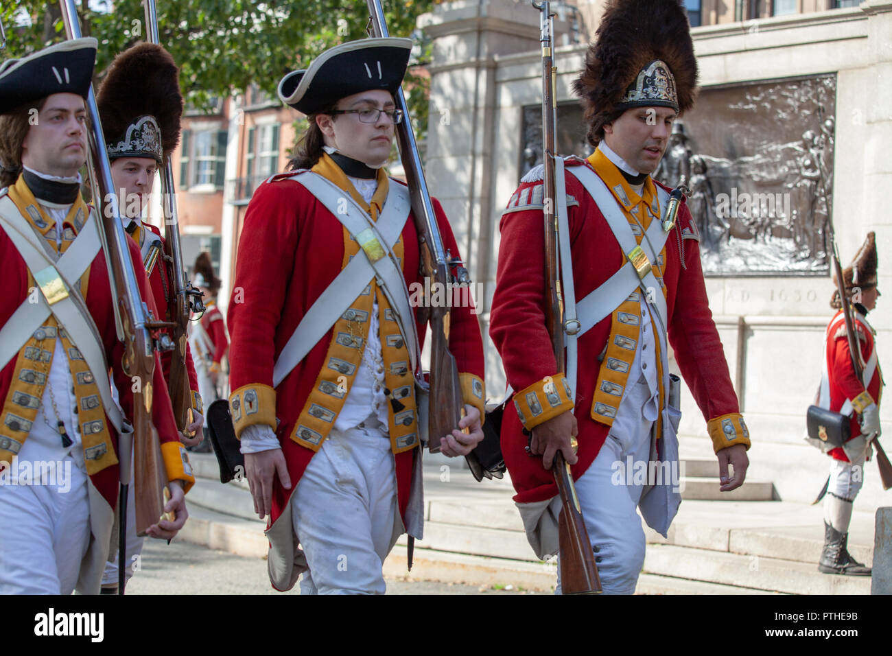 British redcoats redcoat marching -Fotos und -Bildmaterial in hoher ...
