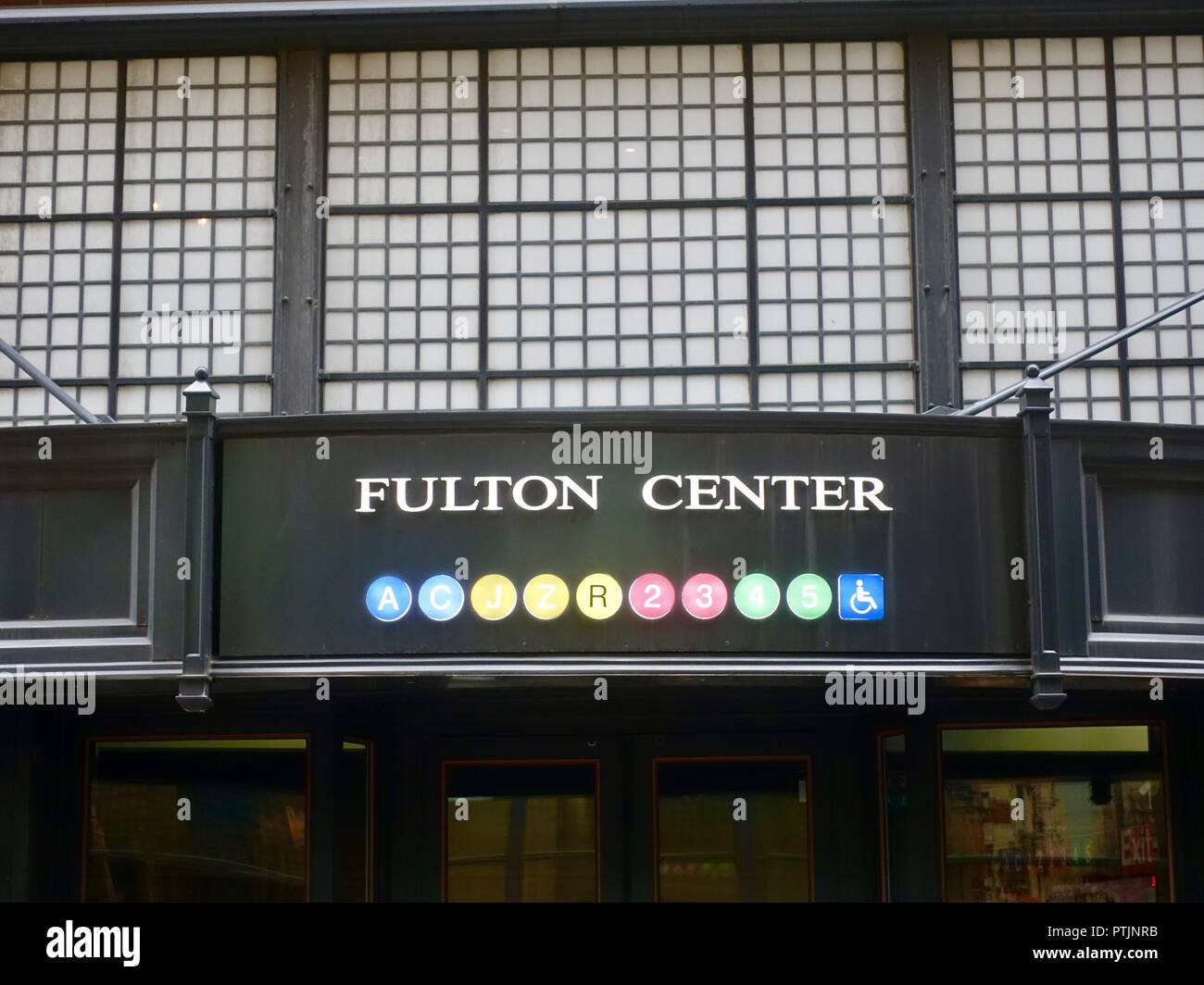 New York Subway Station Entrance Stockfotos und -bilder Kaufen - Alamy
