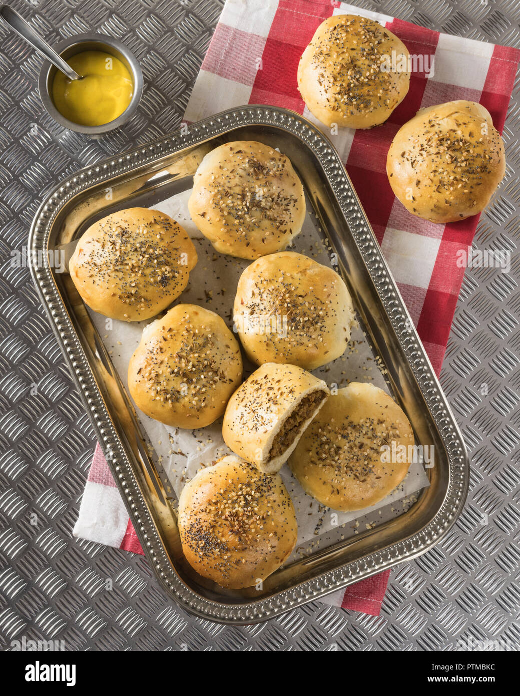 Typisches Deutsches Essen Stockfotos und -bilder Kaufen - Alamy