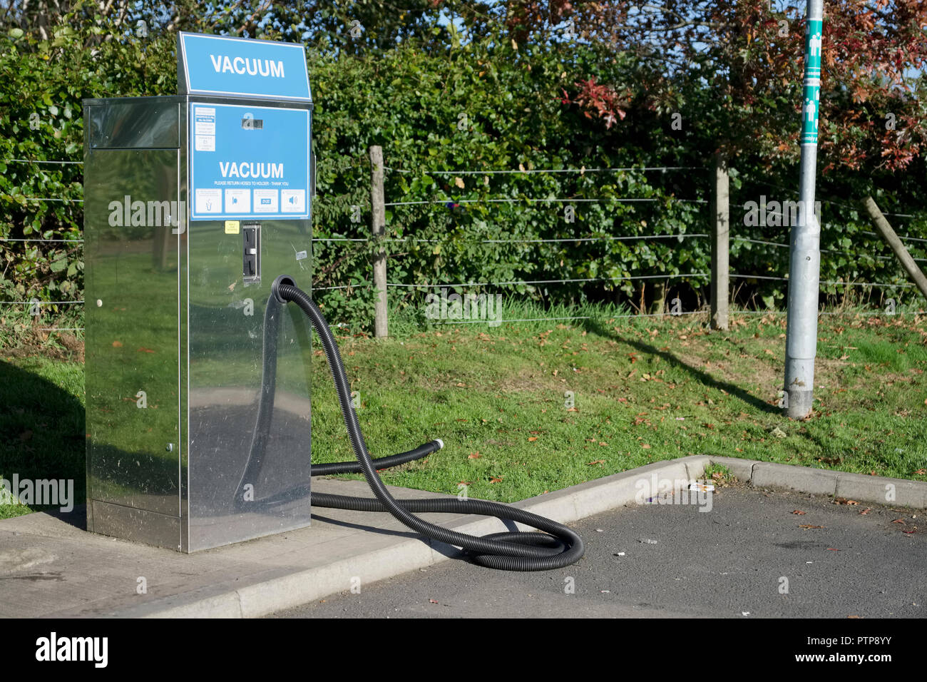 Jet tankstelle schild -Fotos und -Bildmaterial in hoher Auflösung – Alamy