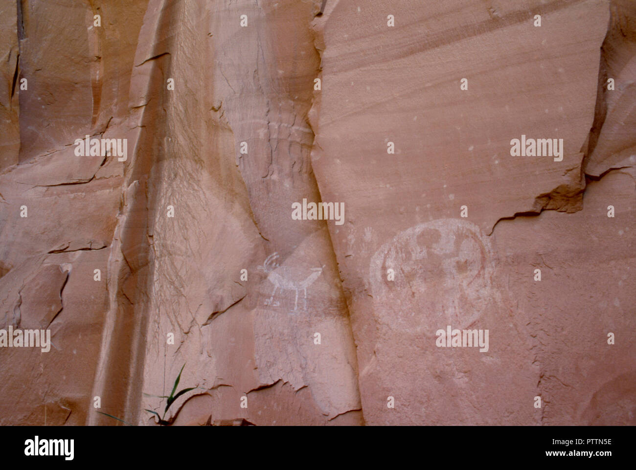 Simbolo del clan di fuoco -Fotos und -Bildmaterial in hoher Auflösung ...