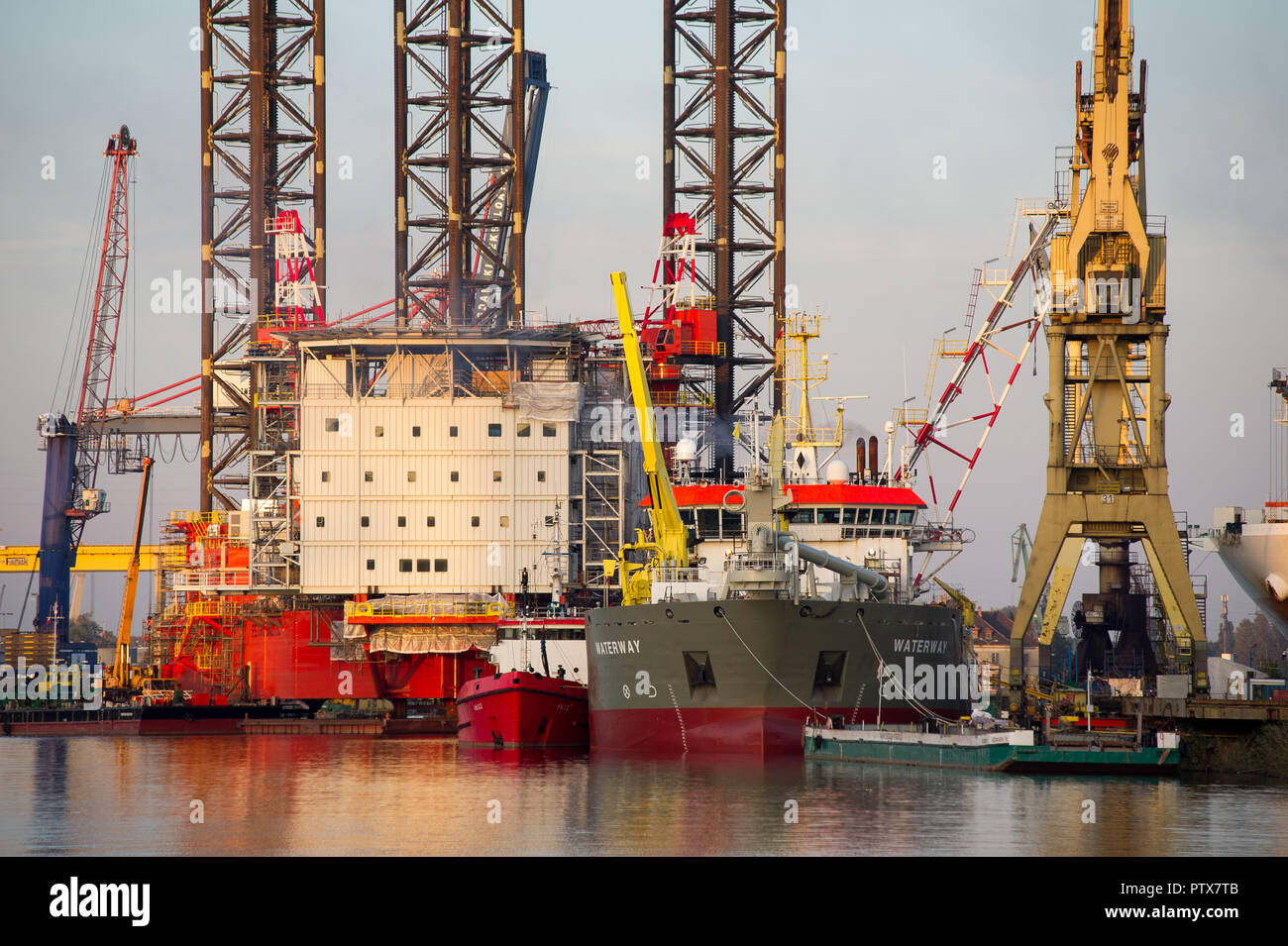 Gdanska Stocznia Stockfotos und -bilder Kaufen - Alamy