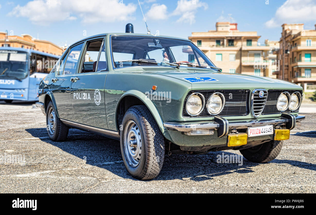 Rom, Italien, 30. September 2018: Eine schöne Oldtimer FIAT Auto Modell ...