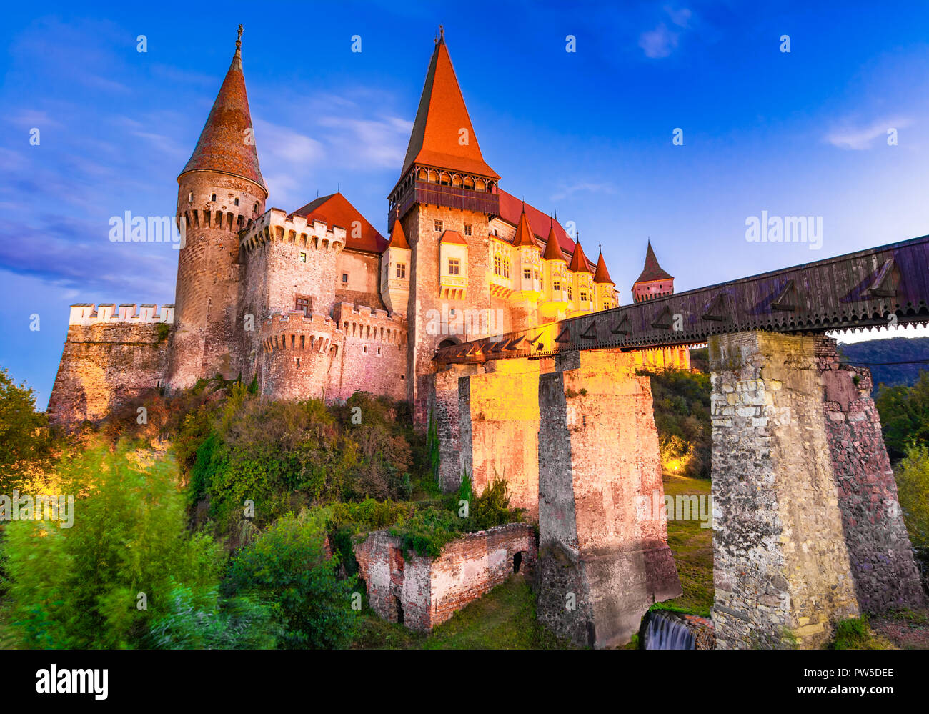 Burg Hunedoara Stockfotos und -bilder Kaufen - Alamy