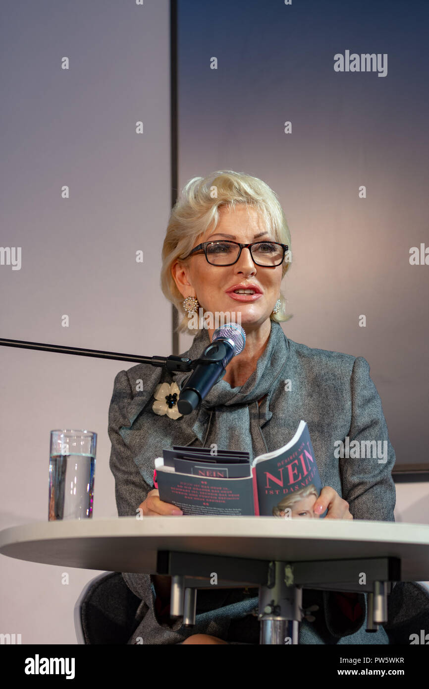 Desiree nick markus -Fotos und -Bildmaterial in hoher Auflösung – Alamy