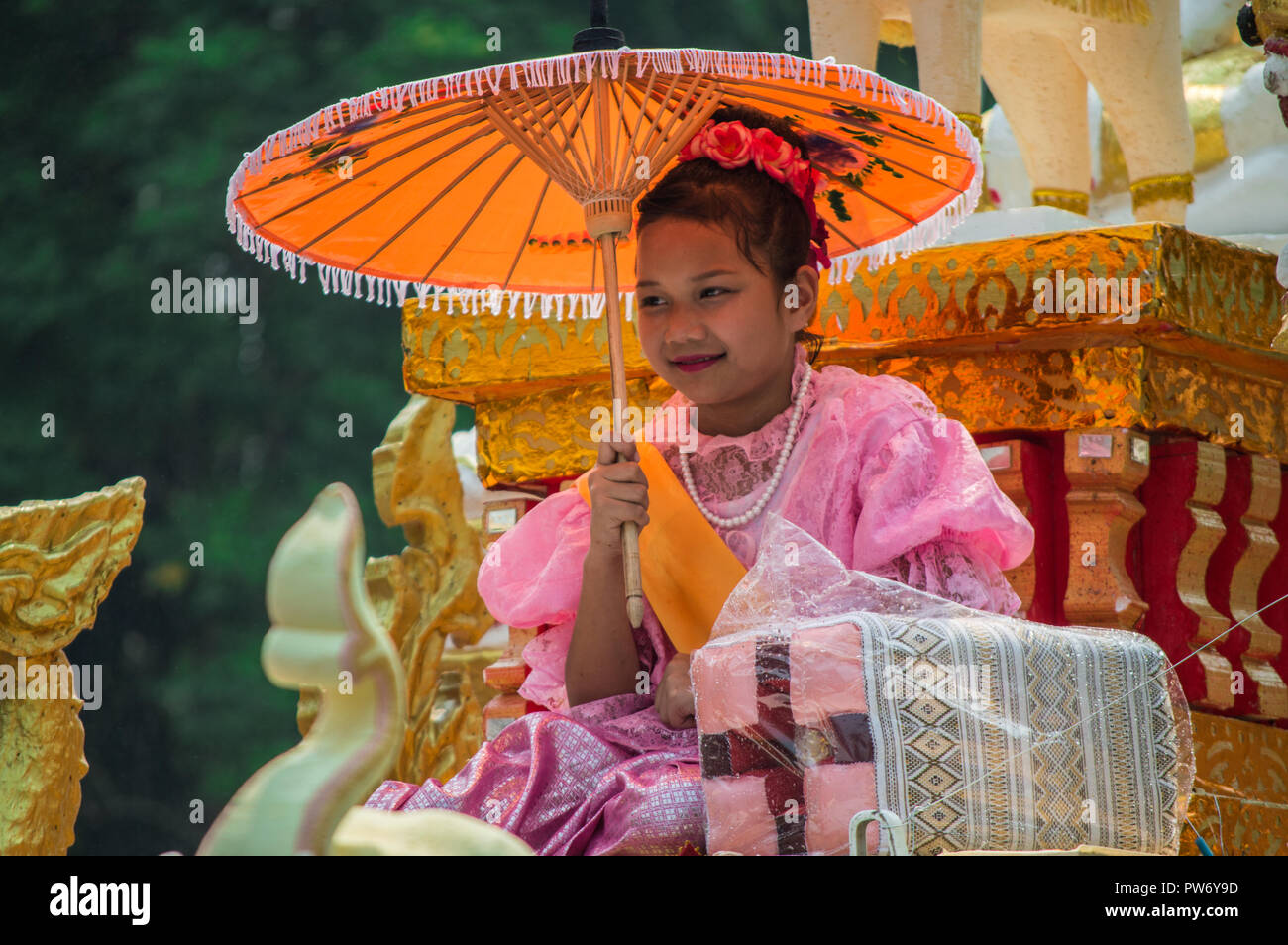 Miss songkran -Fotos und -Bildmaterial in hoher Auflösung – Alamy