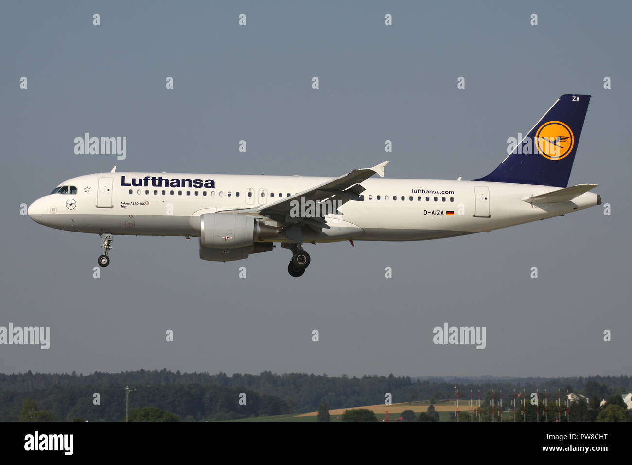 Deutsche Lufthansa Airbus A320-200 (alte Livery) Mit der Registrierung ...