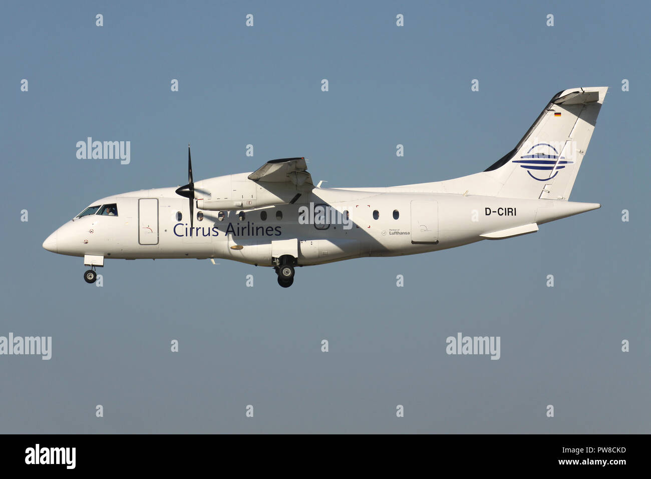 Zirrus sind kurz -Fotos und -Bildmaterial in hoher Auflösung – Alamy