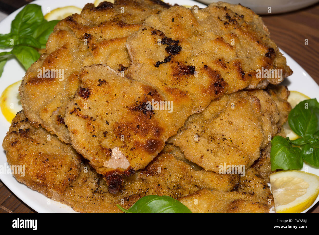 Original schnitzel -Fotos und -Bildmaterial in hoher Auflösung – Alamy