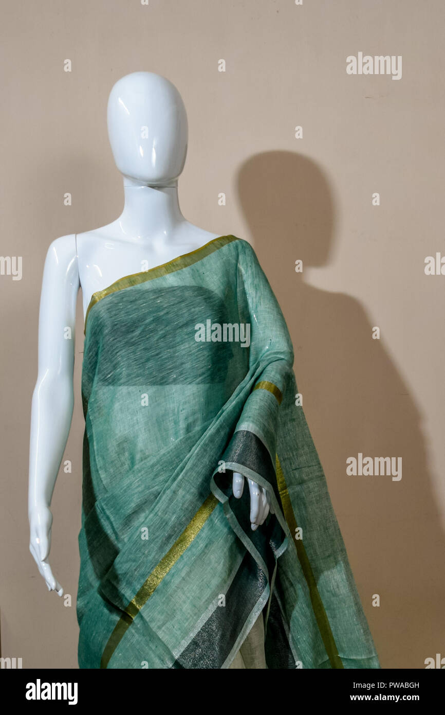 Sari Saree Hindu Stockfotos und -bilder Kaufen - Alamy