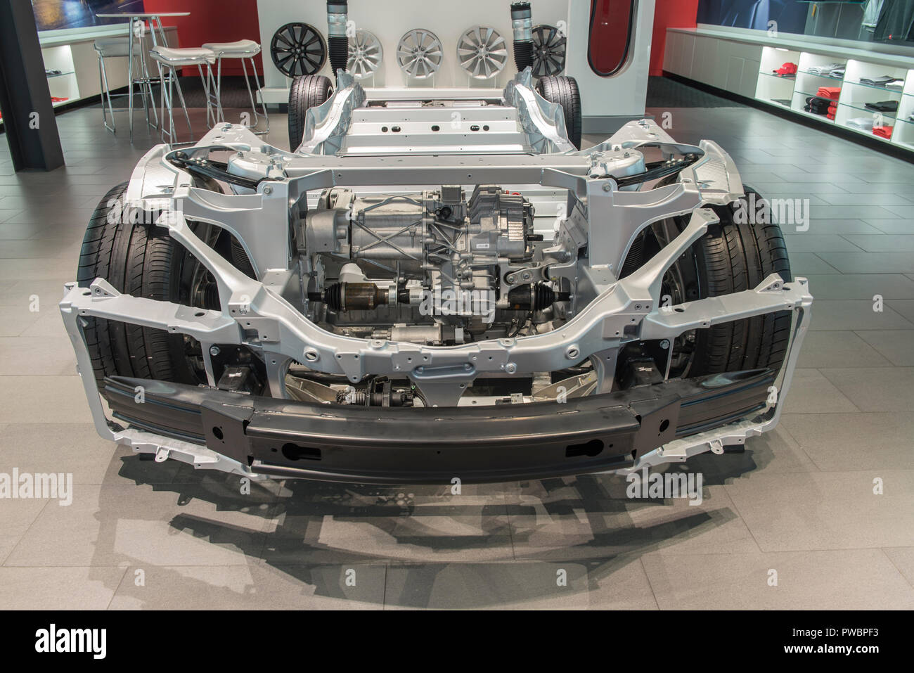 Tesla Elektromotor Stockfotos & Tesla Elektromotor Bilder - Alamy