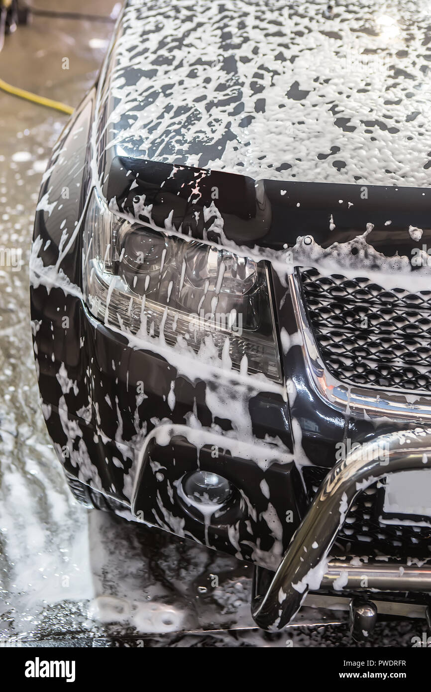 Auto wasser -Fotos und -Bildmaterial in hoher Auflösung – Alamy