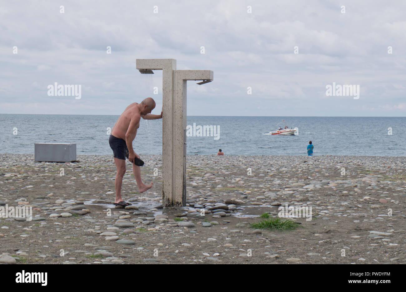 Duschen am strand -Fotos und -Bildmaterial in hoher Auflösung – Alamy