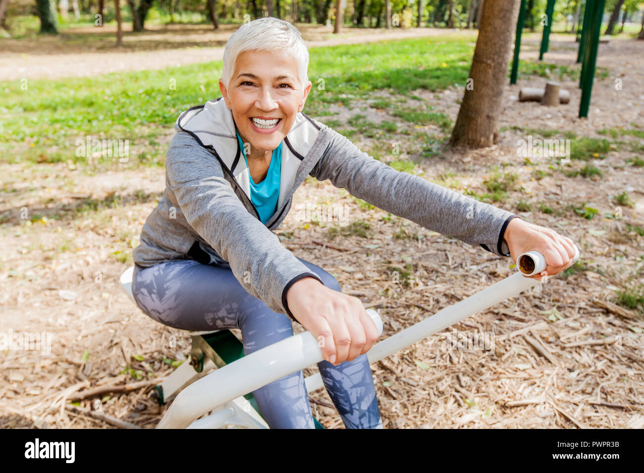 Elderly Sport Stockfotos und -bilder Kaufen - Alamy