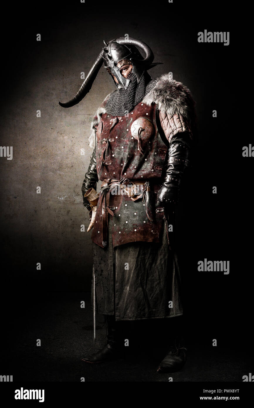 Mittelalterliche mythologie -Fotos und -Bildmaterial in hoher Auflösung ...