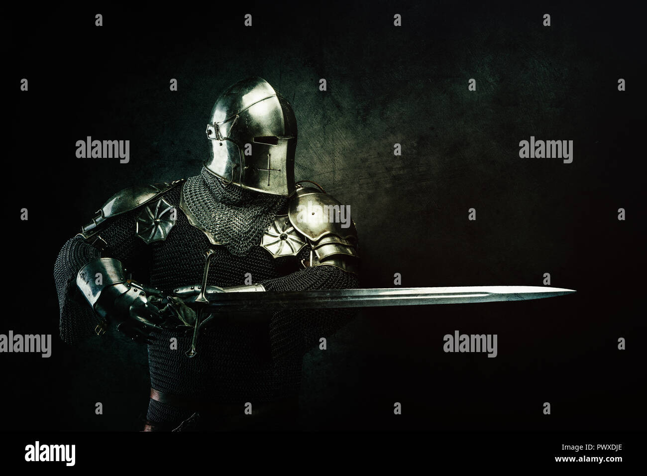 Knights templar crusade -Fotos und -Bildmaterial in hoher Auflösung ...