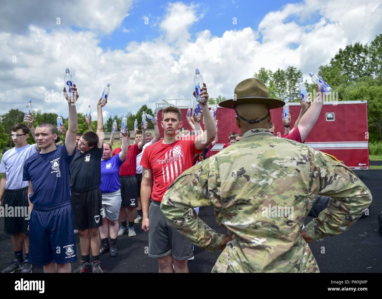 Us army drill sgt school -Fotos und -Bildmaterial in hoher Auflösung ...