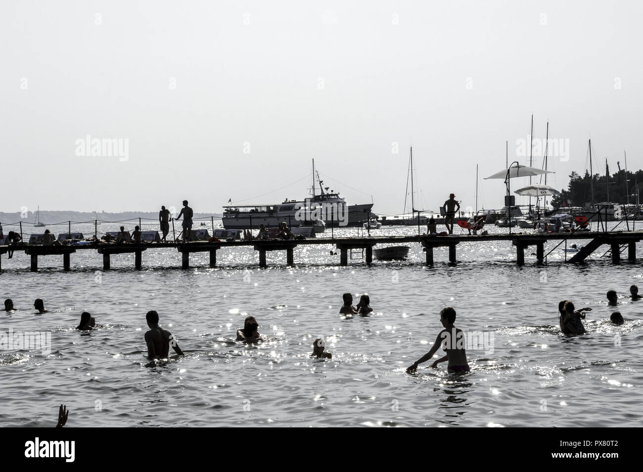 Beach portoroz slovenia -Fotos und -Bildmaterial in hoher Auflösung ...