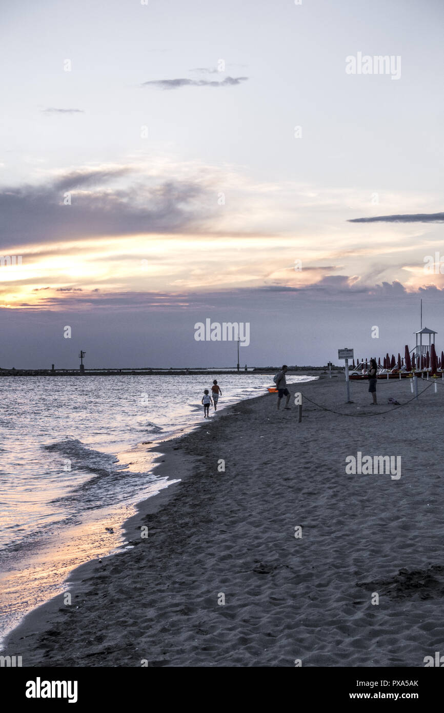 Grado italy beach -Fotos und -Bildmaterial in hoher Auflösung – Alamy