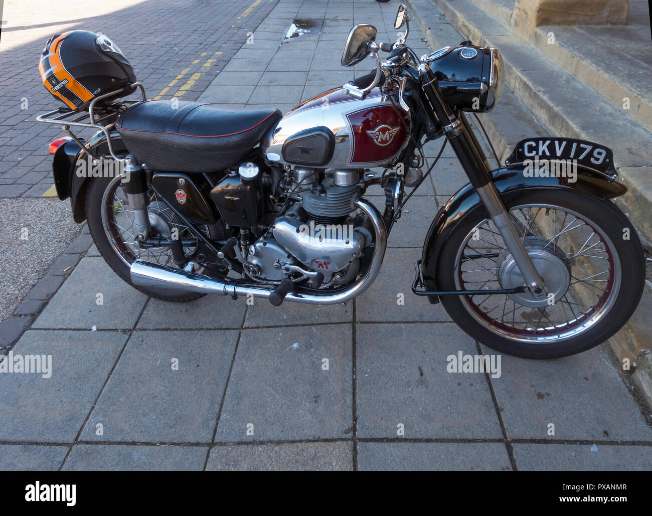 Matchless motorcycle -Fotos und -Bildmaterial in hoher Auflösung – Alamy