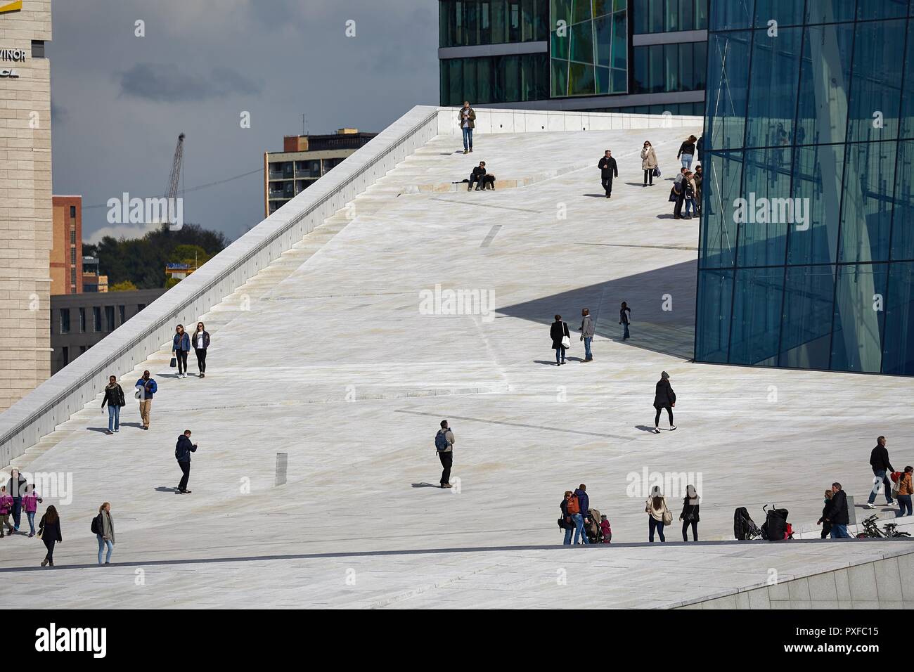 Norwegen oslo opernhaus -Fotos und -Bildmaterial in hoher Auflösung – Alamy