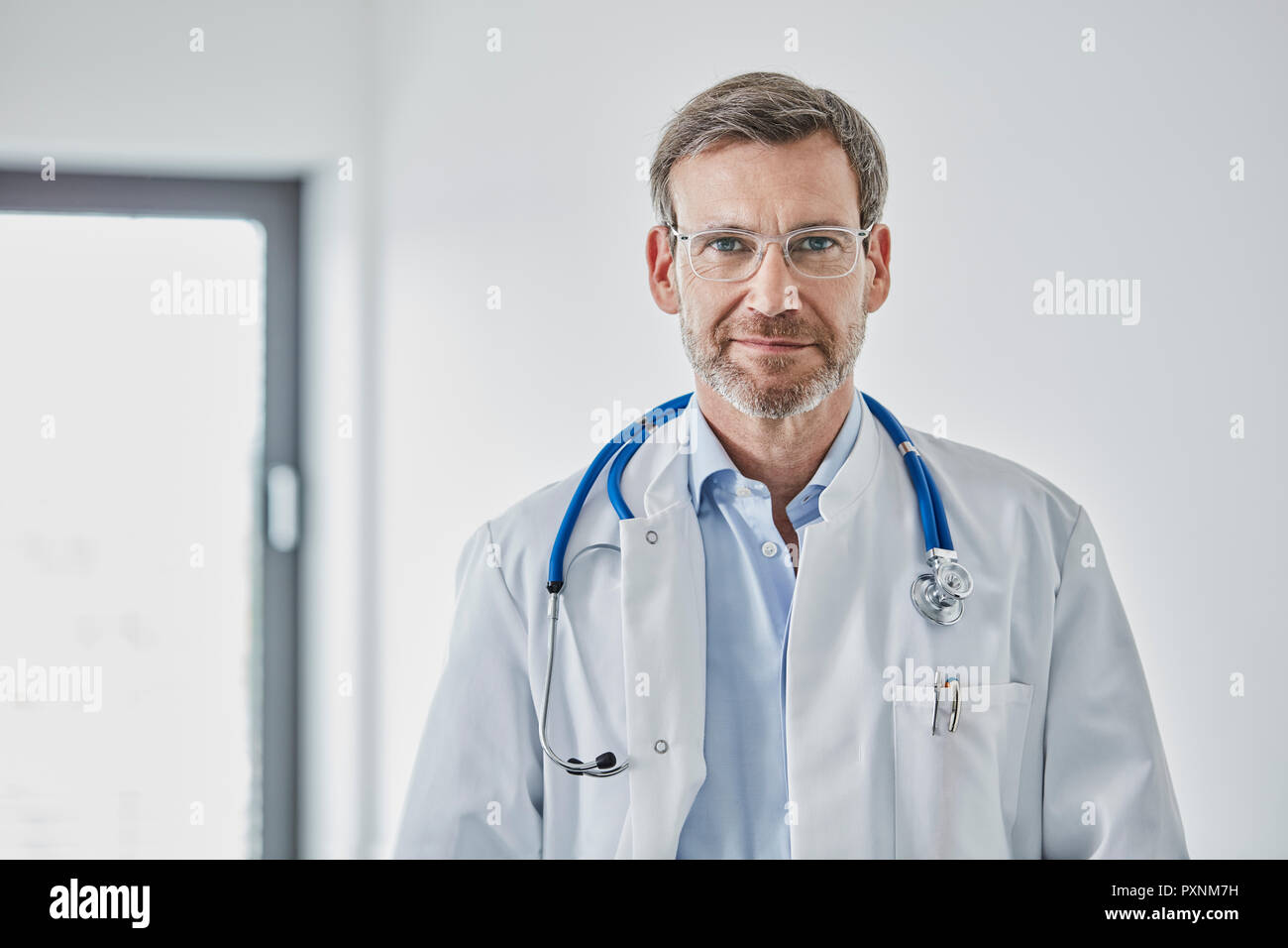 Medizinischer internist -Fotos und -Bildmaterial in hoher Auflösung – Alamy