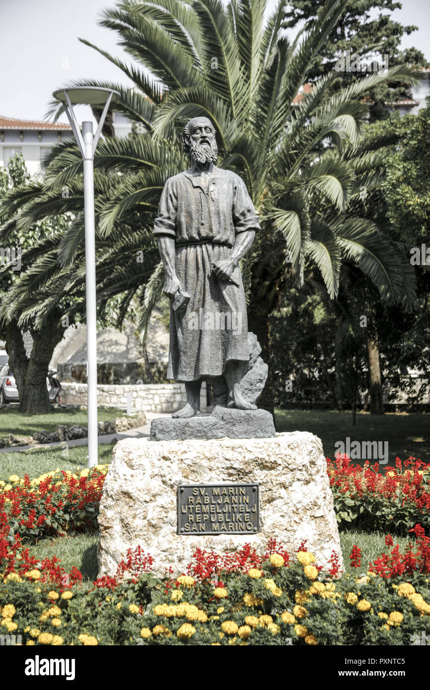 Kroatien, Insel Rab, Stadt Rab, Statue im Stadtpark Stockfotografie - Alamy