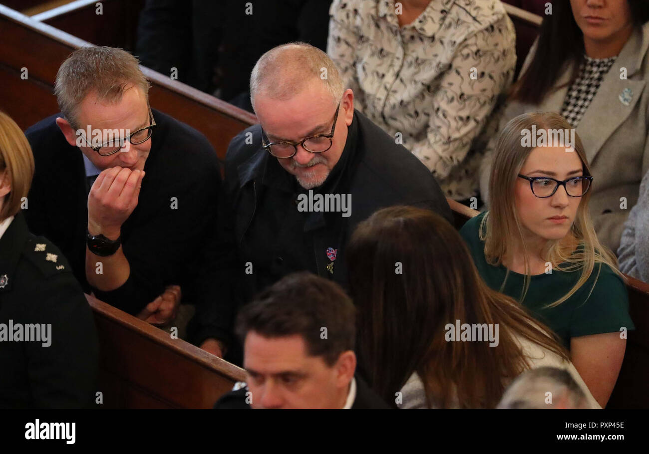 Jude whyte korrekte beschriftung unter alan mcbride -Fotos und ...