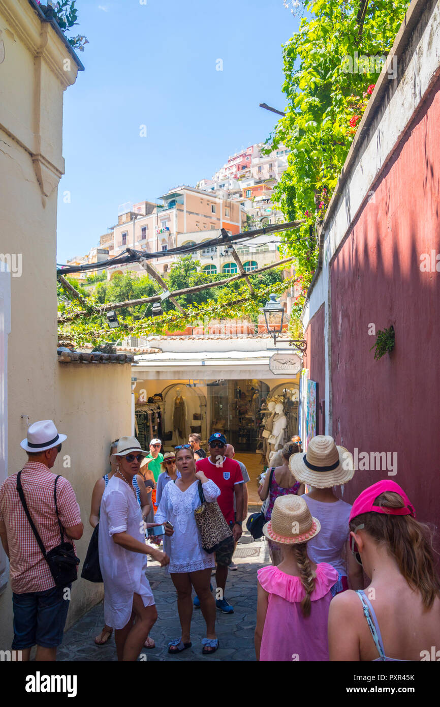 Positano amalfi italien italienischer laden -Fotos und -Bildmaterial in ...