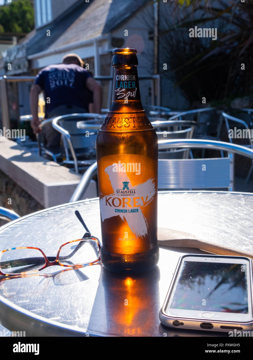 Korev kornisches lagerbier -Fotos und -Bildmaterial in hoher Auflösung ...