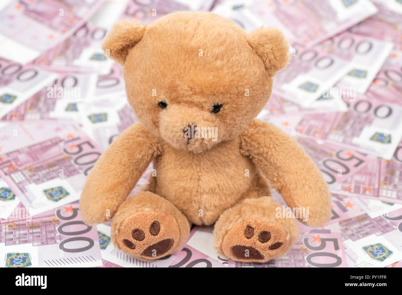 500 euro schein vorderseite -Fotos und -Bildmaterial in hoher Auflösung ...