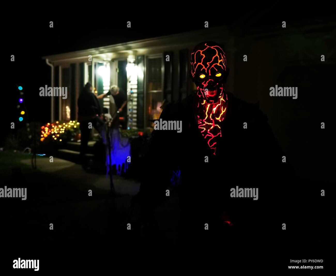 Scary monster -Fotos und -Bildmaterial in hoher Auflösung – Alamy