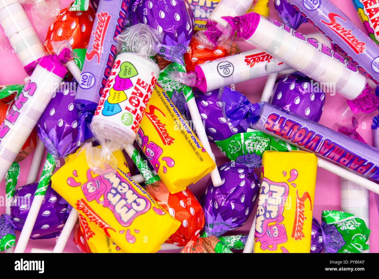 Swizzels drumstick lolly -Fotos und -Bildmaterial in hoher Auflösung ...