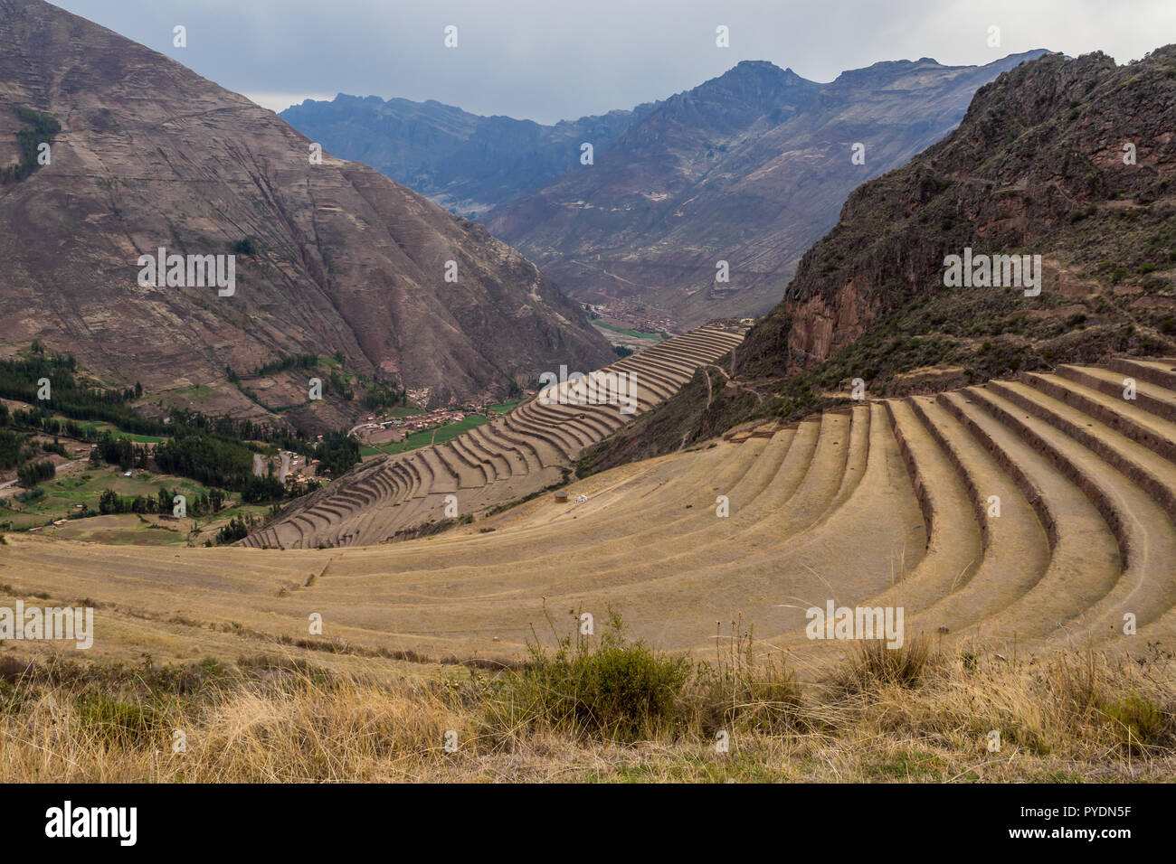 Alte inka festung -Fotos und -Bildmaterial in hoher Auflösung – Alamy