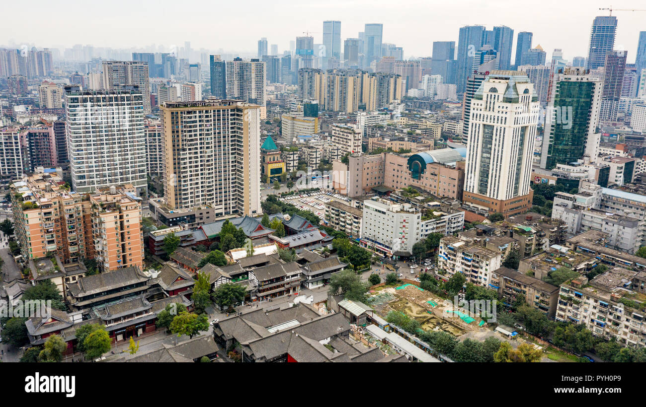 Chengdu skyline -Fotos und -Bildmaterial in hoher Auflösung – Alamy