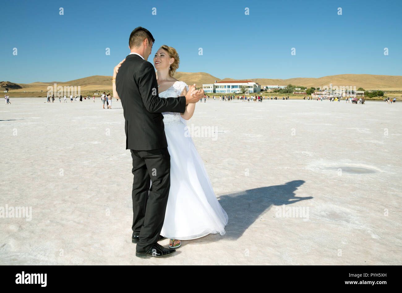 Turkish marriage couple -Fotos und -Bildmaterial in hoher Auflösung – Alamy