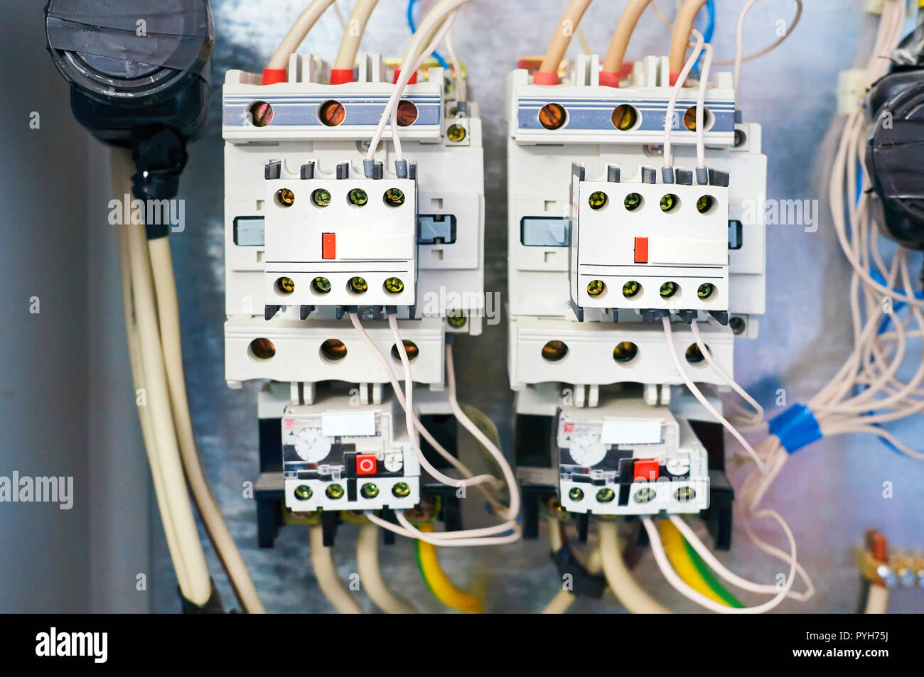 Electric current -Fotos und -Bildmaterial in hoher Auflösung – Alamy