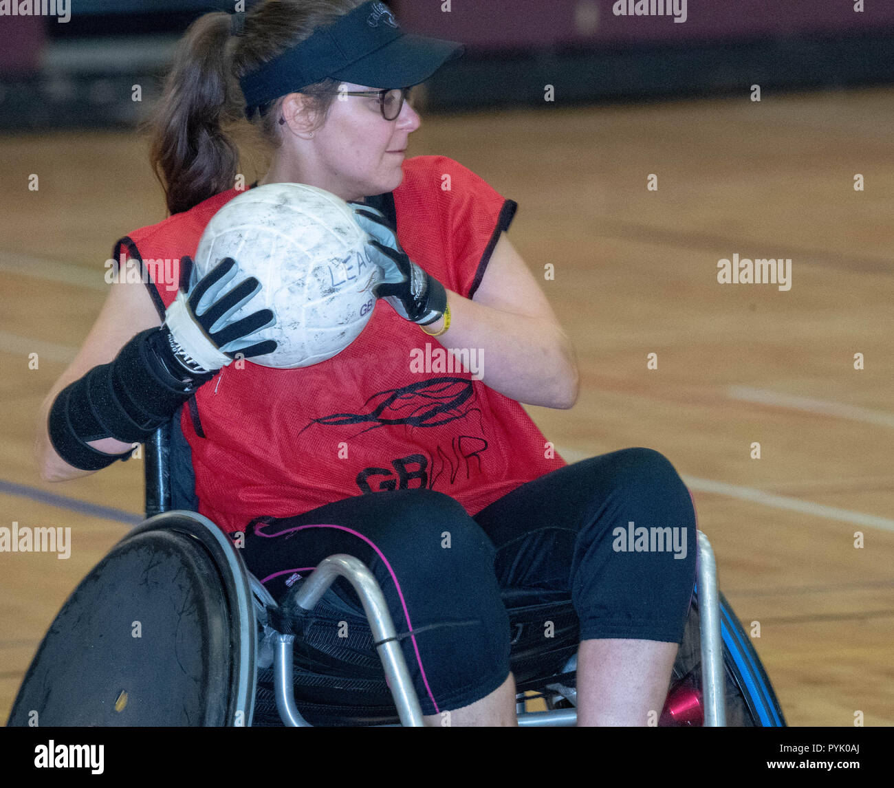 Frauen spielen rollstuhl rugby -Fotos und -Bildmaterial in hoher ...