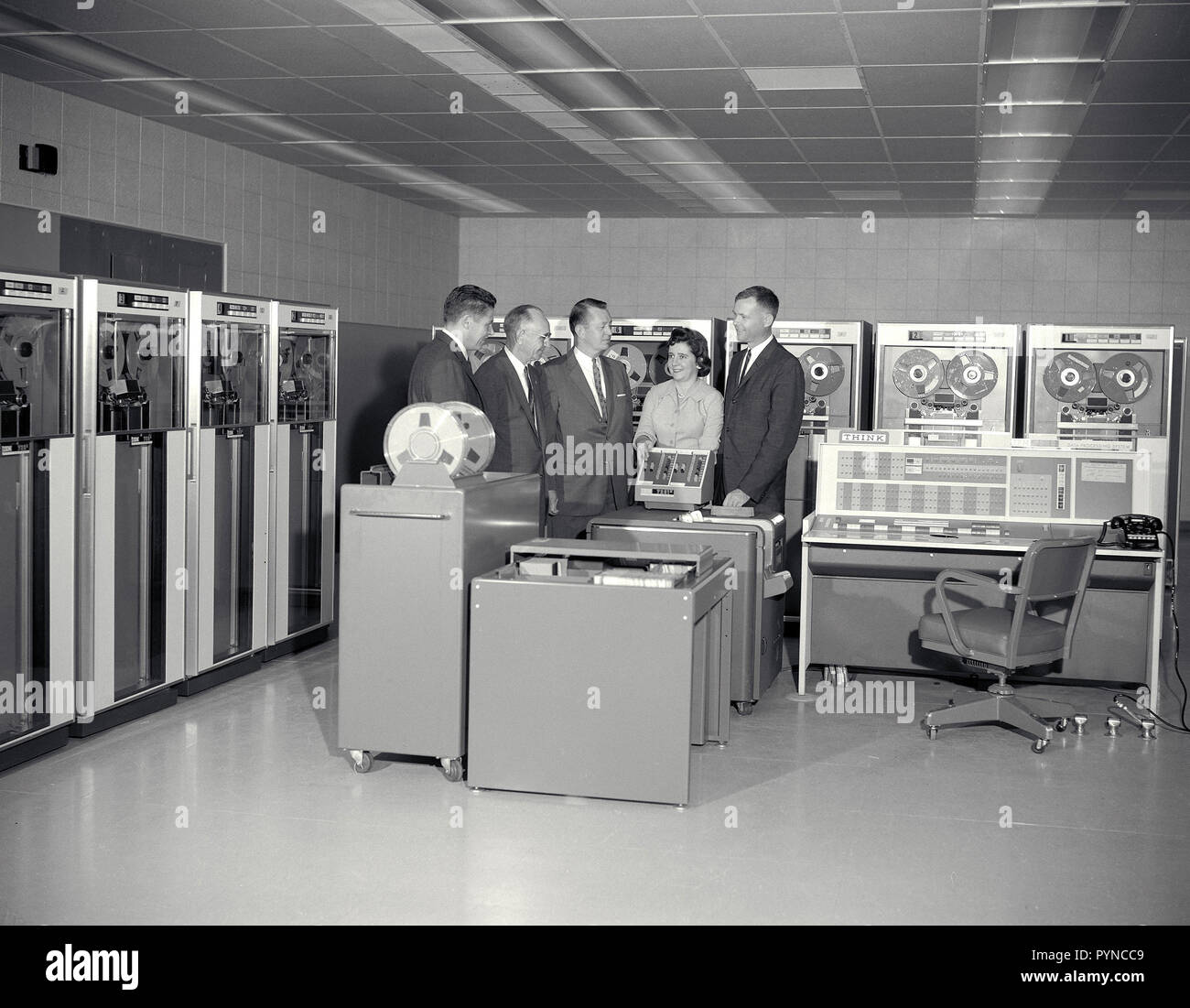 Ibm 7090 computer -Fotos und -Bildmaterial in hoher Auflösung – Alamy