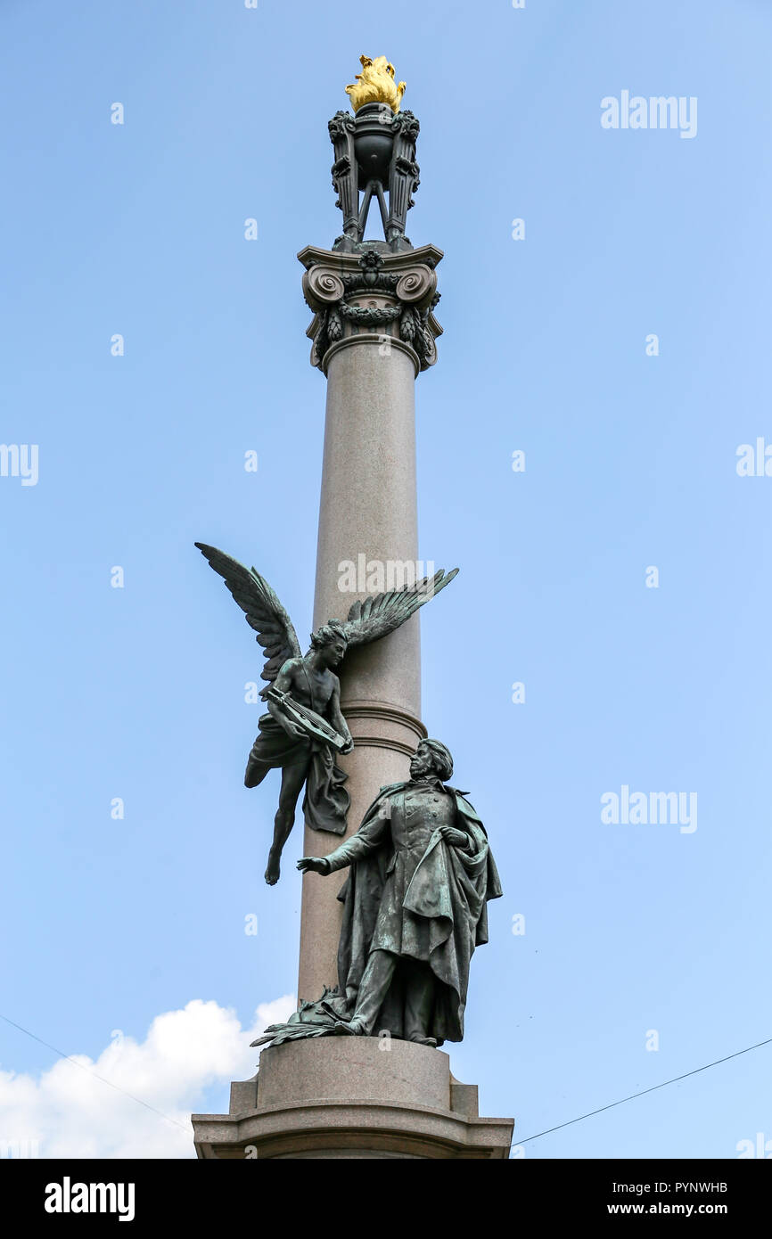 Adam mickiewicz denkmal adam mickiewicz quadrat -Fotos und ...