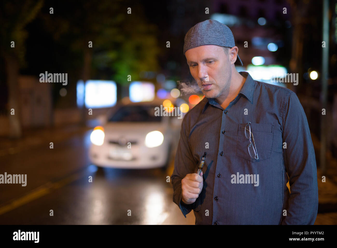 Elektronische nacht -Fotos und -Bildmaterial in hoher Auflösung – Alamy