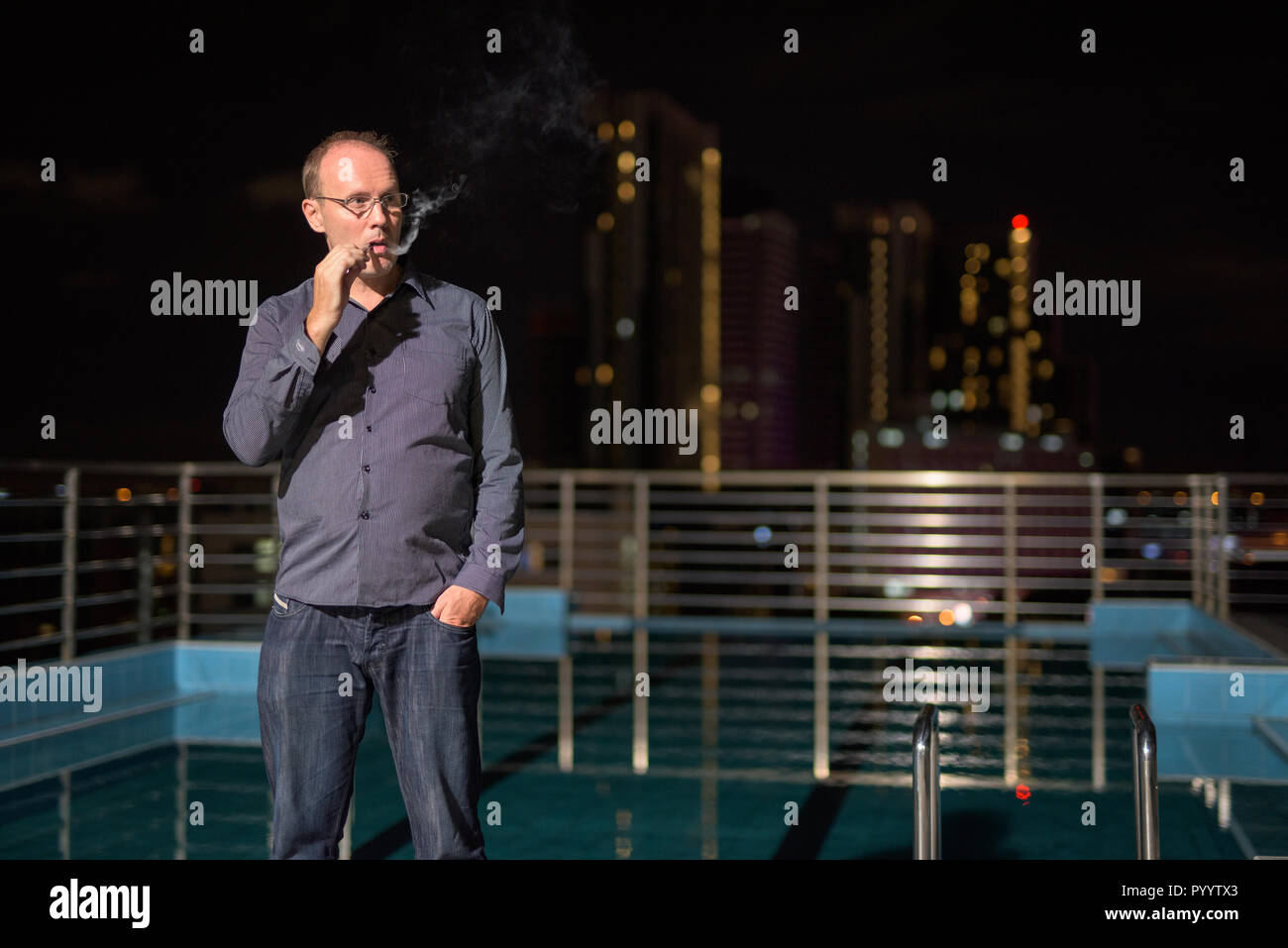 Denken elektronisch -Fotos und -Bildmaterial in hoher Auflösung – Alamy